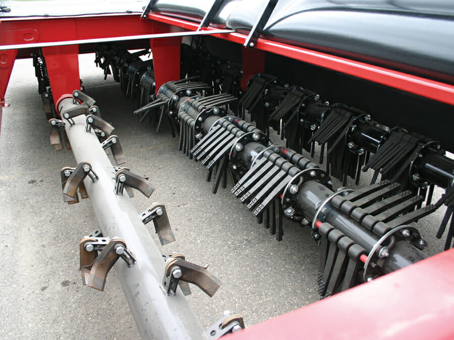 50 Series Sugar Beet Defoliators - Amity Technology