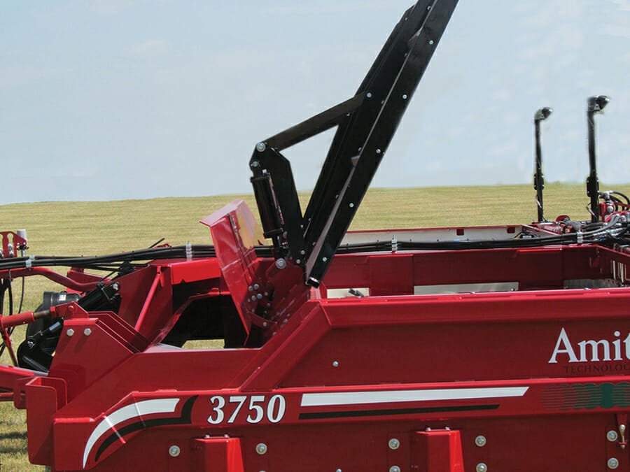 50 Series Sugar Beet Defoliators - Amity Technology